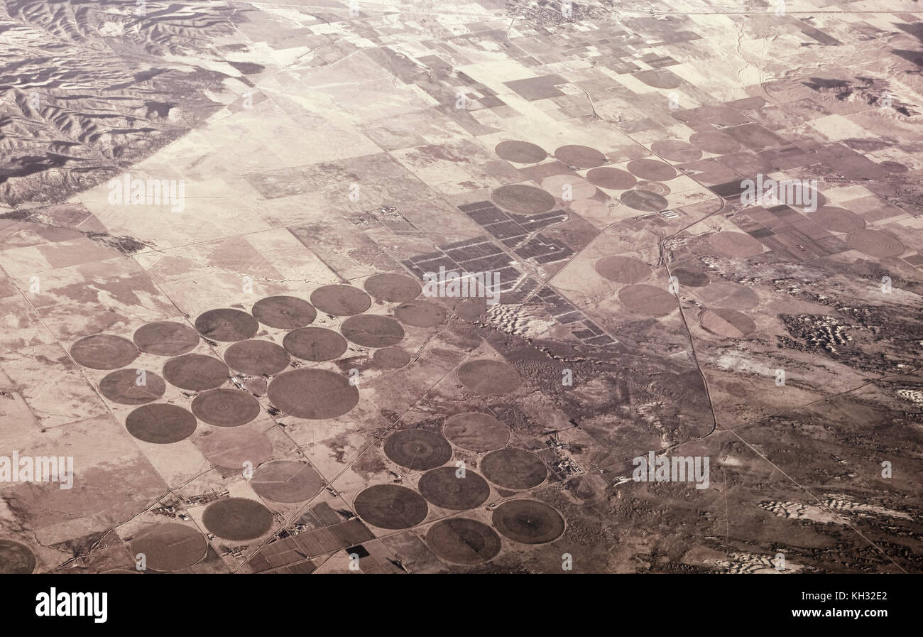 Aerial circular irrigation field hi-res stock photography and images - Alamy