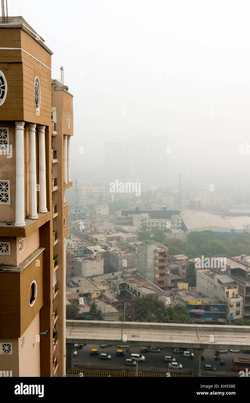 Air pollution india vertical hi-res stock photography and images - Alamy