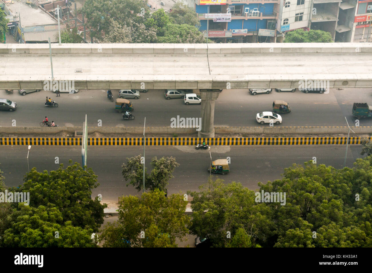 Delhi metro construction hi-res stock photography and images - Alamy