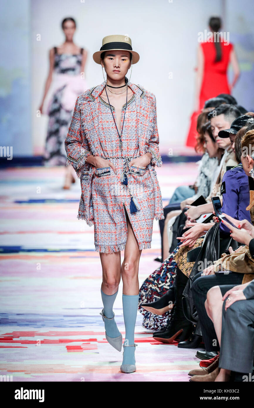 Shanghai Fashion Week Spring/Summer 2018 - Moiselle - Catwalk Featuring ...