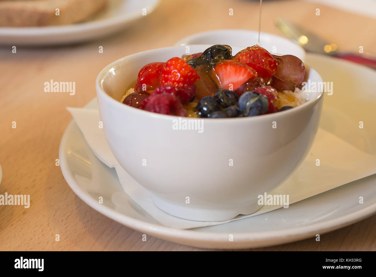 Honey drizzled hi-res stock photography and images - Alamy