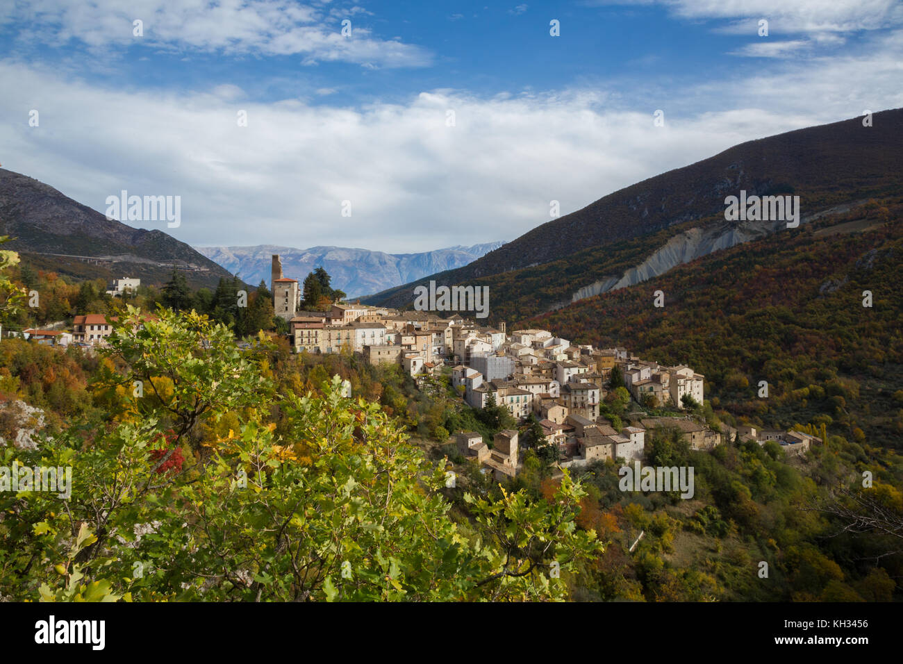 Anversa degli Abruzzi (L'Aquila, Italy) - Landscape Stock Photo - Alamy