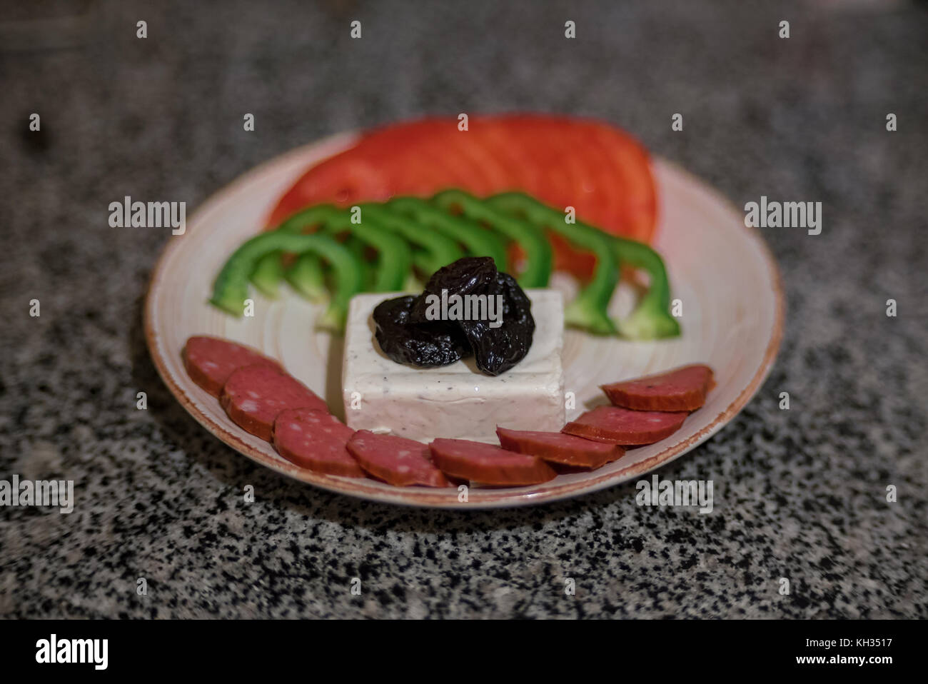 Tabel top hi-res stock photography and images - Alamy