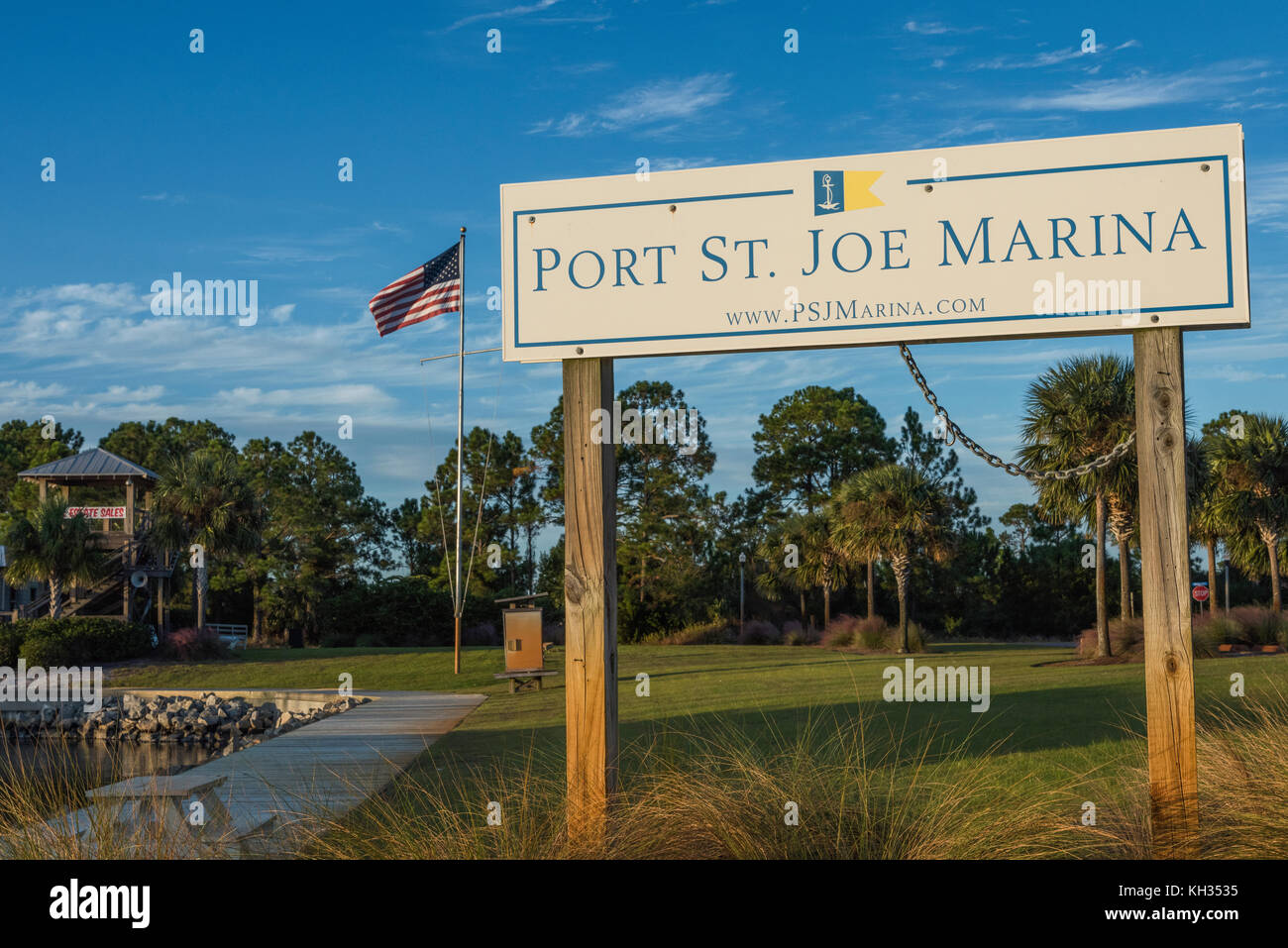 Marina gulf hi-res stock photography and images - Alamy