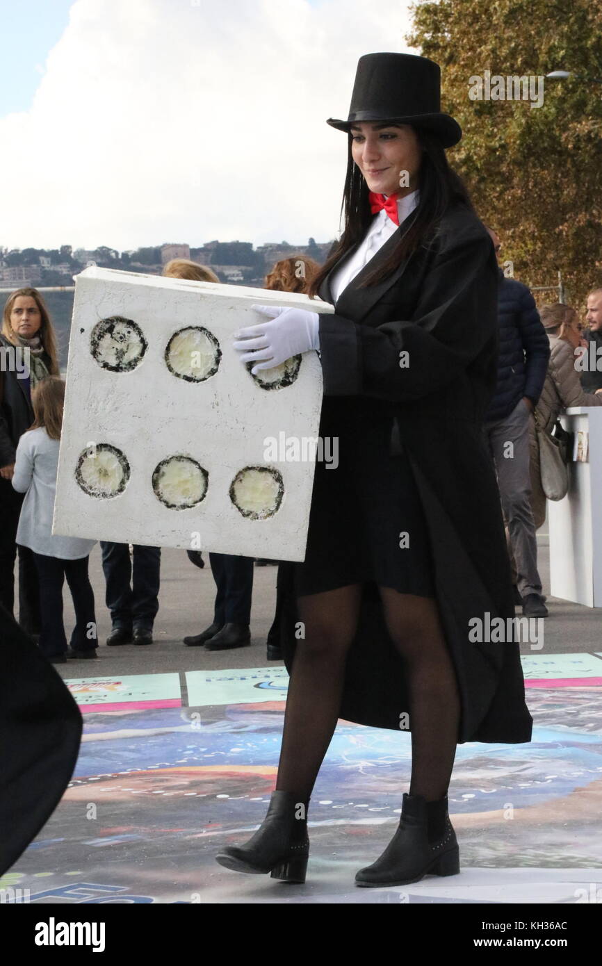 Naples, Italy. 12th Nov, 2017. Monopoly Napoli maxi version The ...