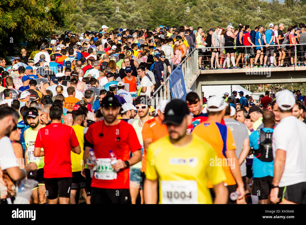 Athens, Greece. 12th Nov, 2017. Athletes fill the Marathonas stadium ...