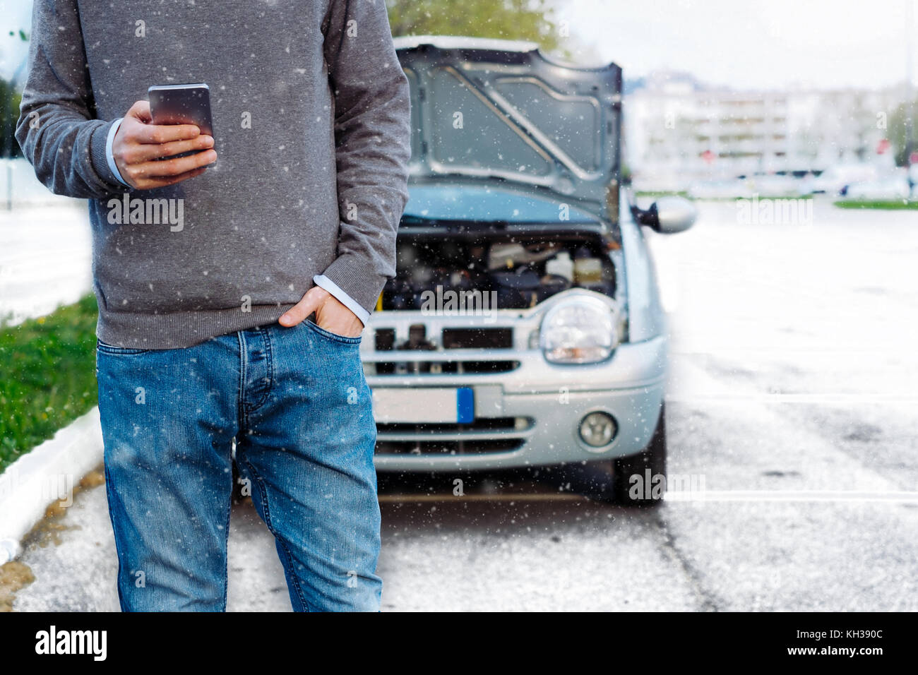 Mechanic cold hi-res stock photography and images - Alamy