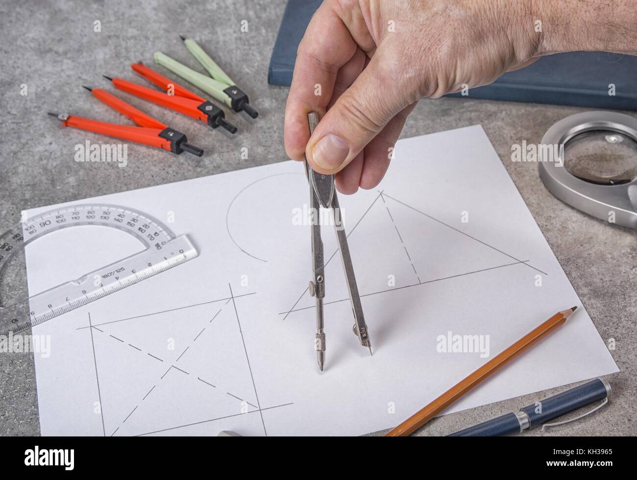 Radius measurement hi-res stock photography and images - Alamy