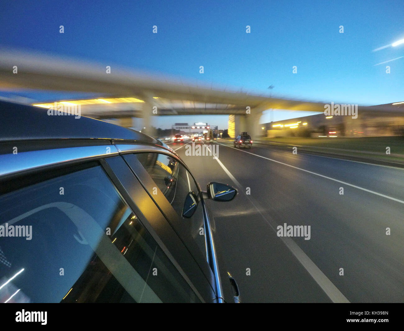 Moving car side view traffic light hi-res stock photography and images ...