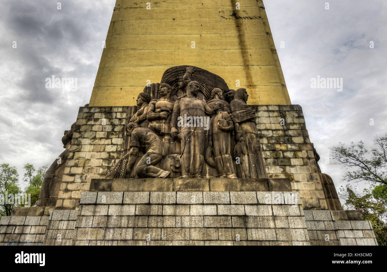 Monument to Alvaro Obregon (Monumento a Álvaro Obregón) in Parque de la ...