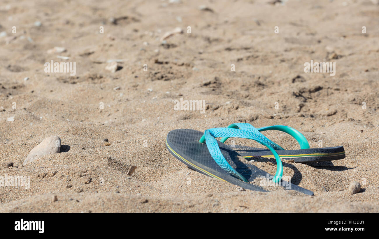 Flip flops shoes green hi-res stock photography and images - Alamy