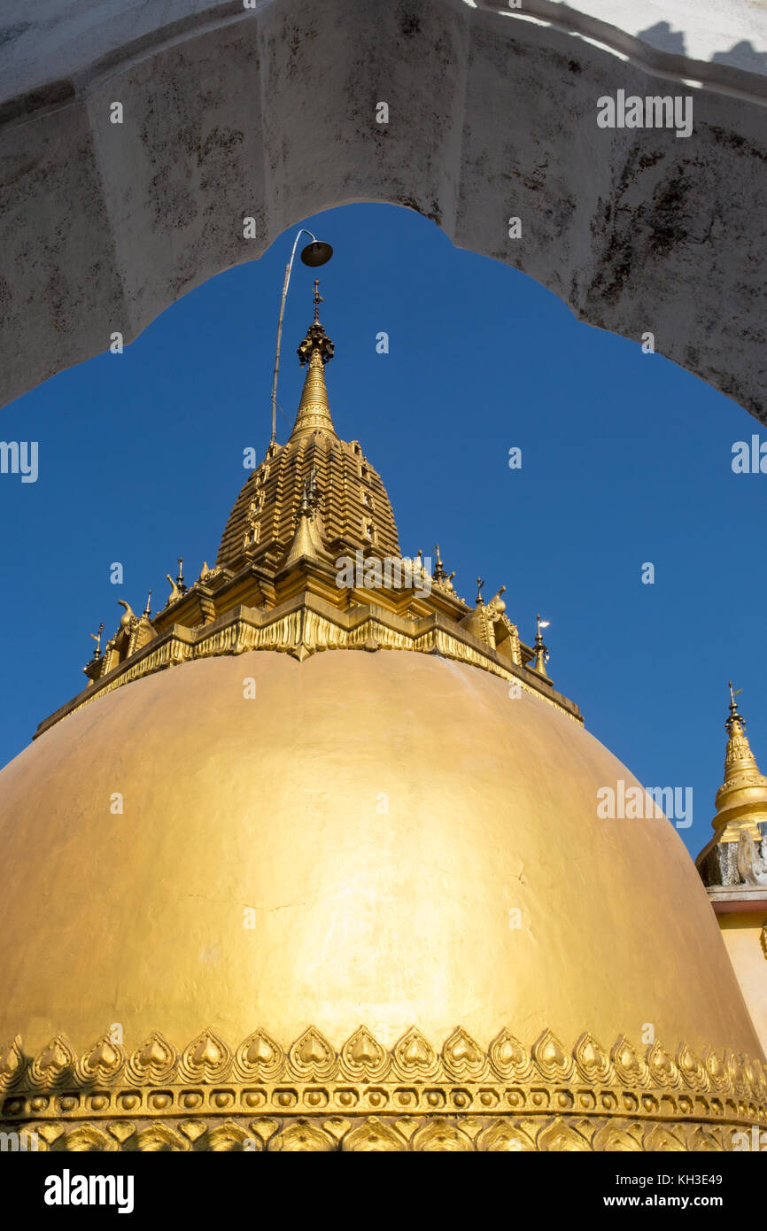 Sunamuni Buddhist Temple near Bago in Myanmar (Burma Stock Photo - Alamy