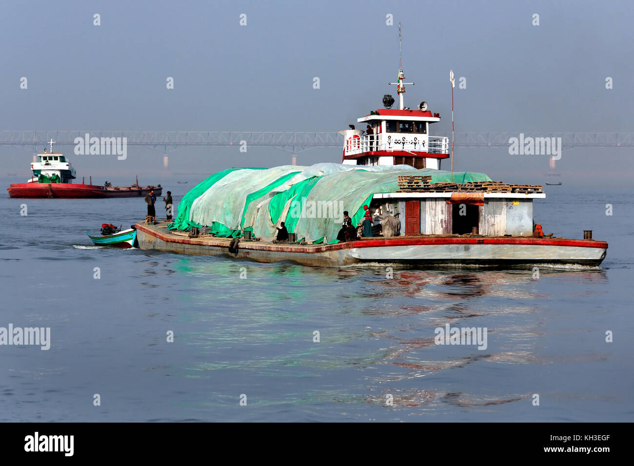 River traffic on the Irrawaddy River (Ayeyarwaddy River) in Myanmar ...