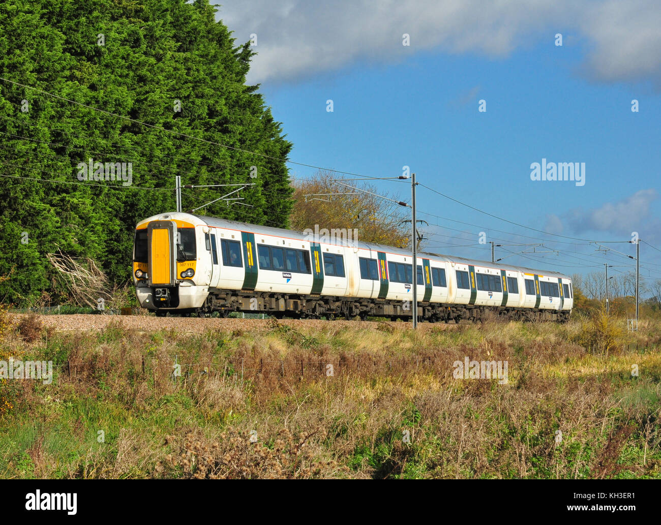 Great northern class 387 hi-res stock photography and images - Alamy