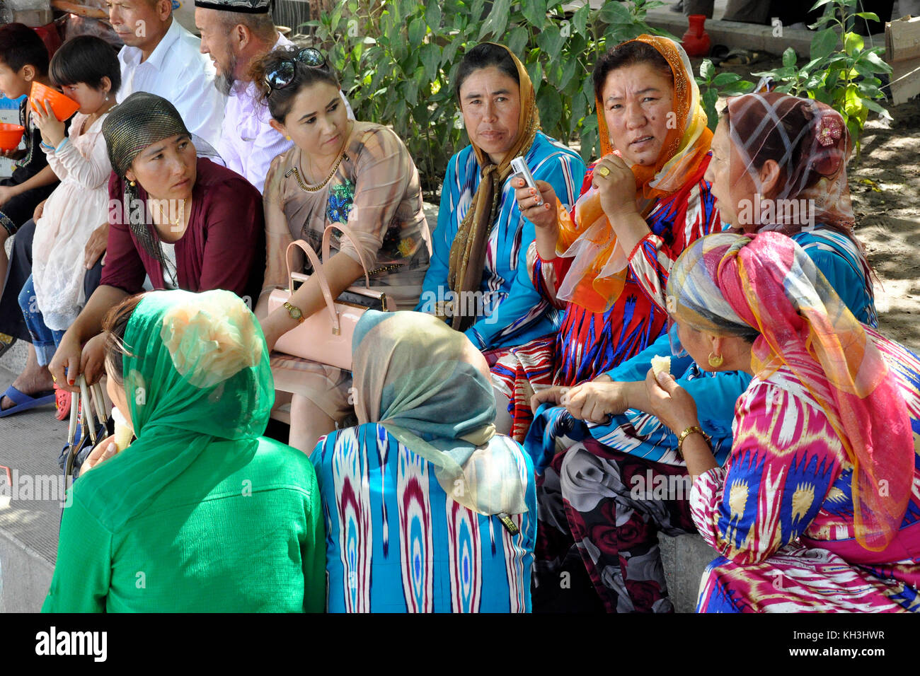 China asia xinjiang province people hi-res stock photography and images ...