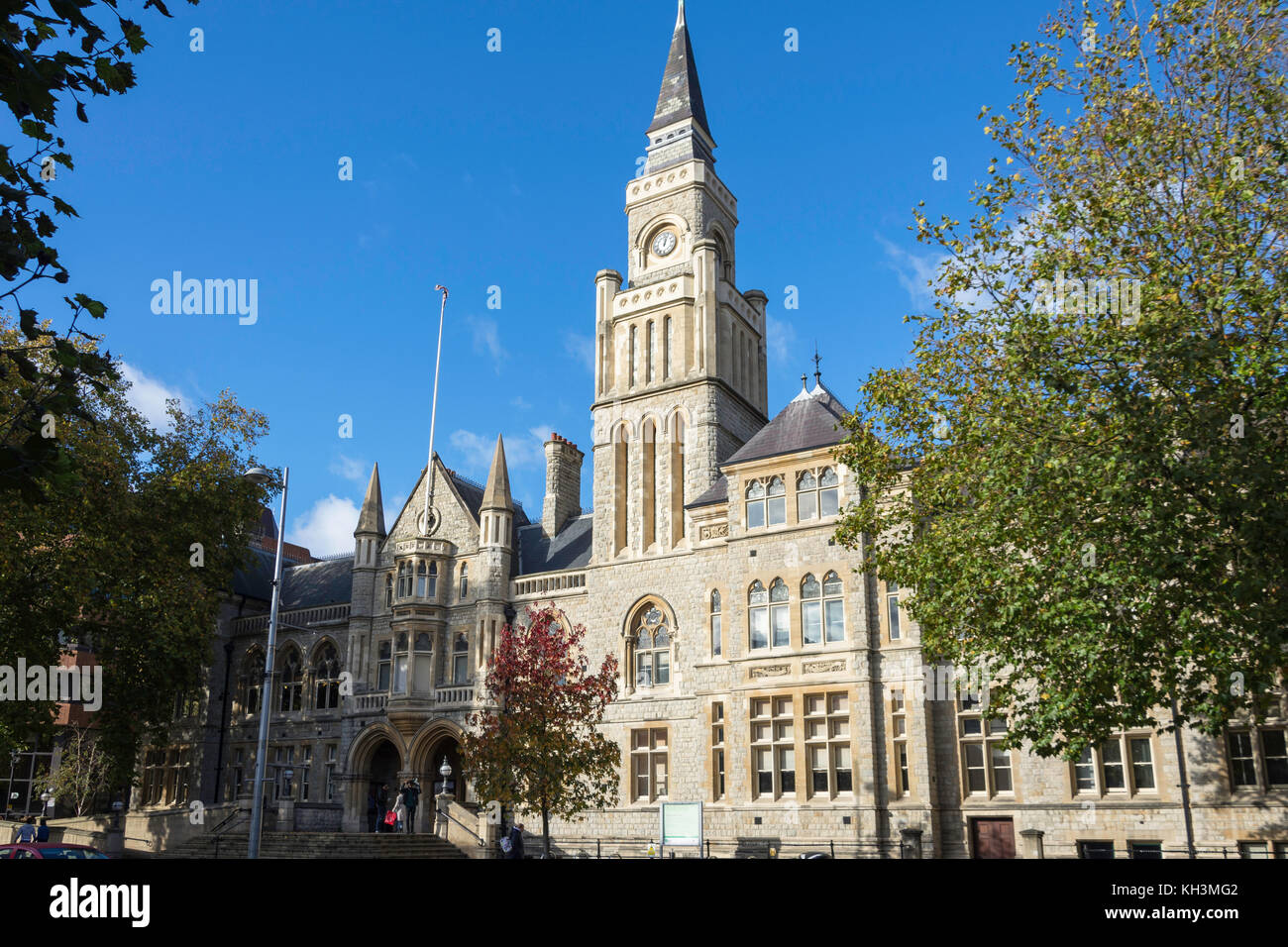 Ealing town hall hi-res stock photography and images - Alamy