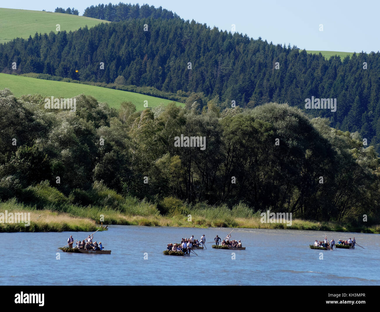 River floss hi-res stock photography and images - Alamy