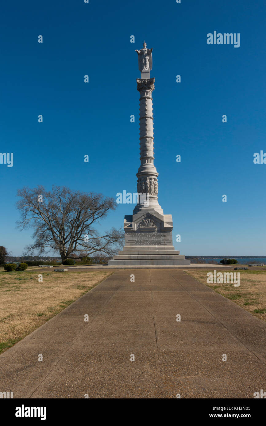 Yorktown victory monument hi-res stock photography and images - Alamy