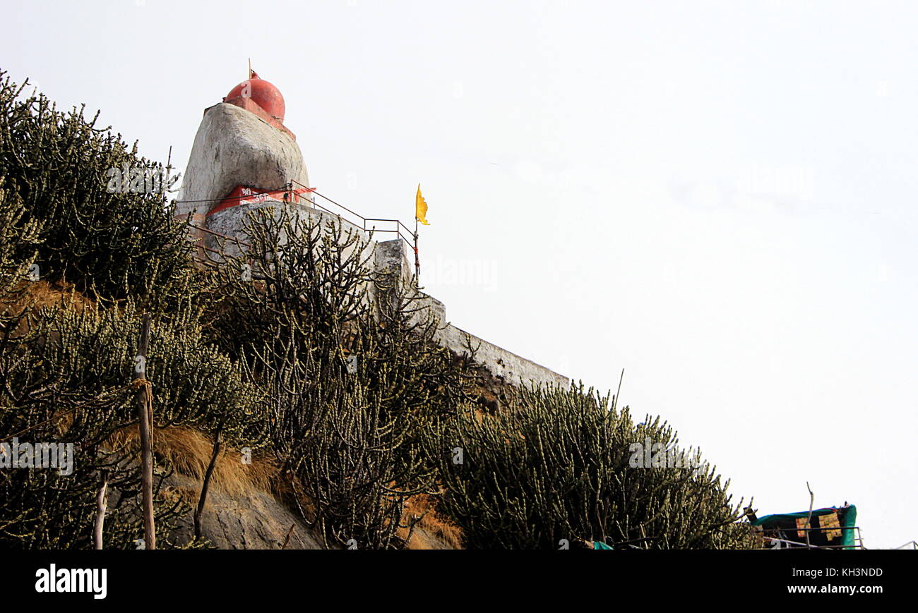 View of Guru Shikhar, or saint’s pinnacle, on hilltop at Mount Abu ...