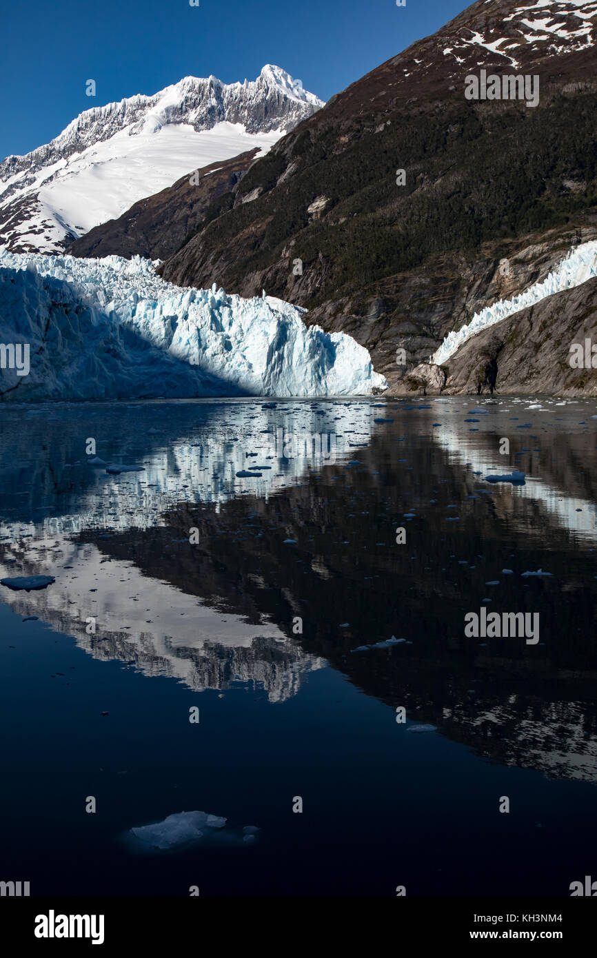 Garibaldi glacier chile hi-res stock photography and images - Alamy