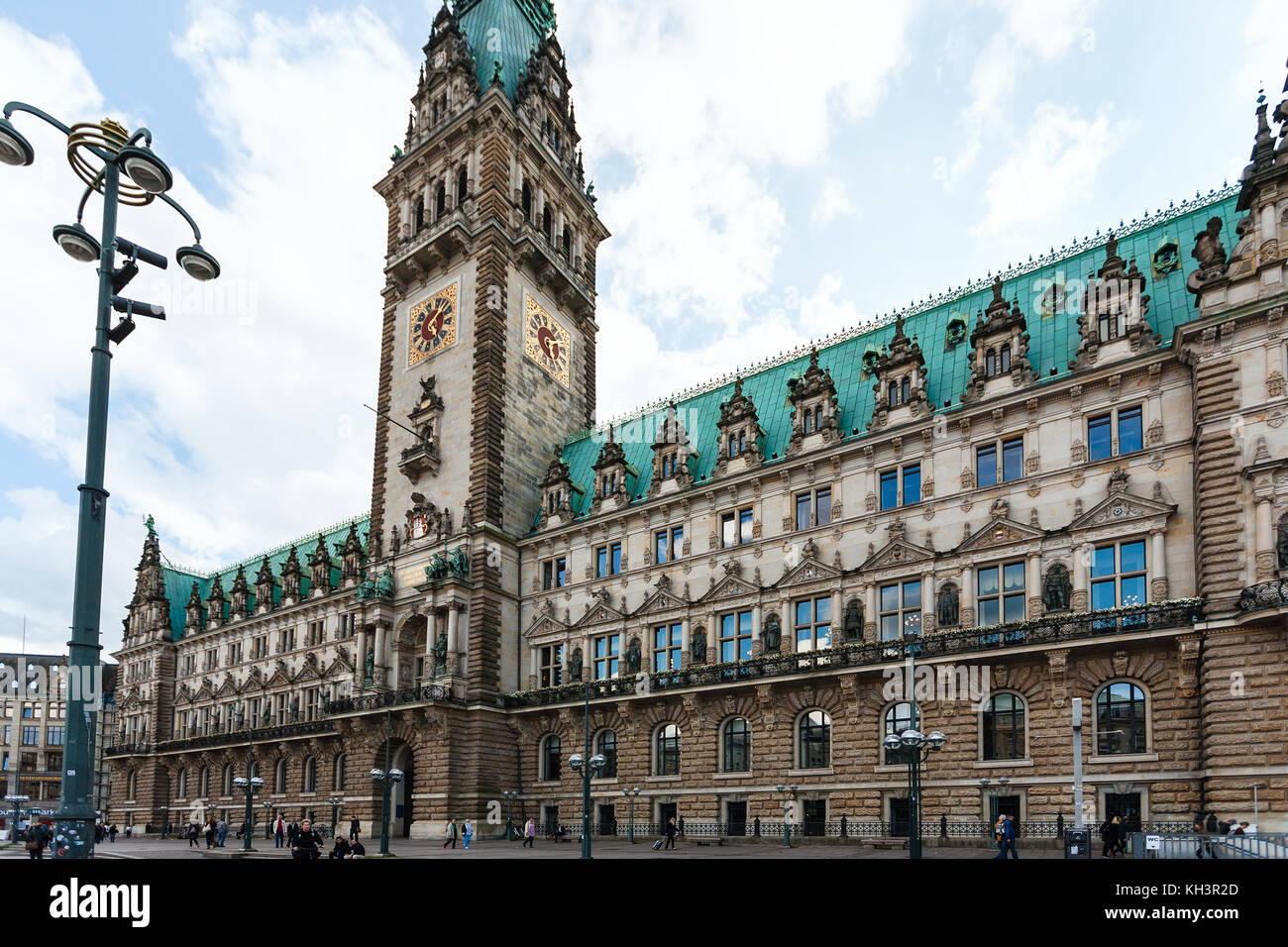 HAMBURG, GERMANY - SEPTEMBER 15, 2017: people near Hamburger Rathaus ...