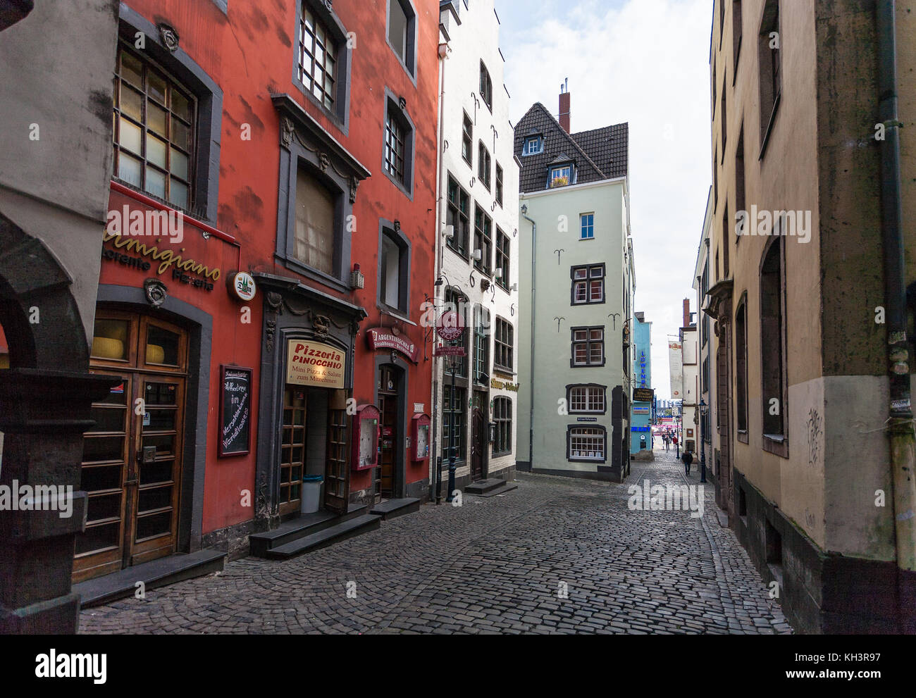 Old town alley in cologne hi-res stock photography and images - Alamy