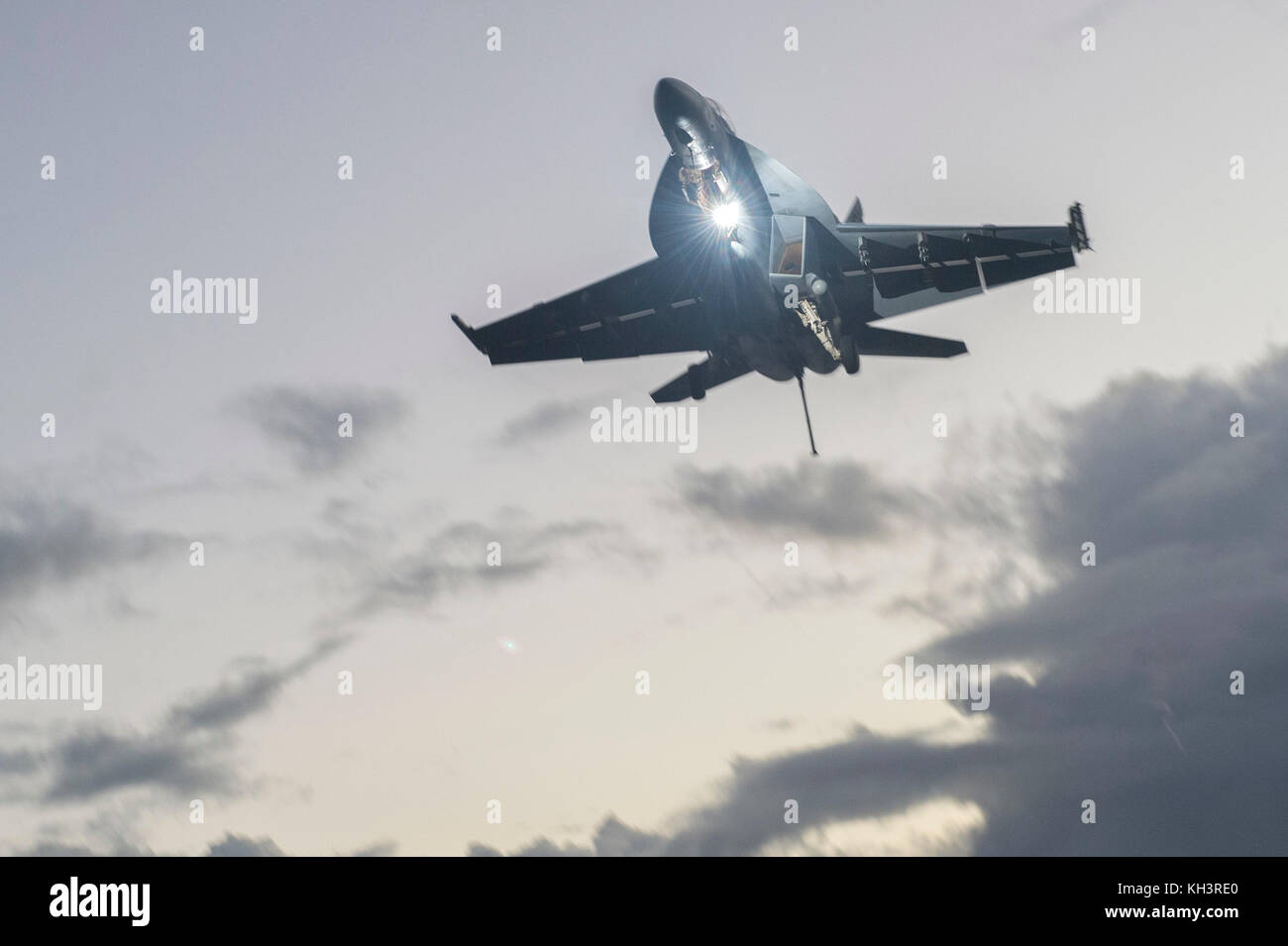 F 18 super hornet aircraft carrier hi-res stock photography and images ...