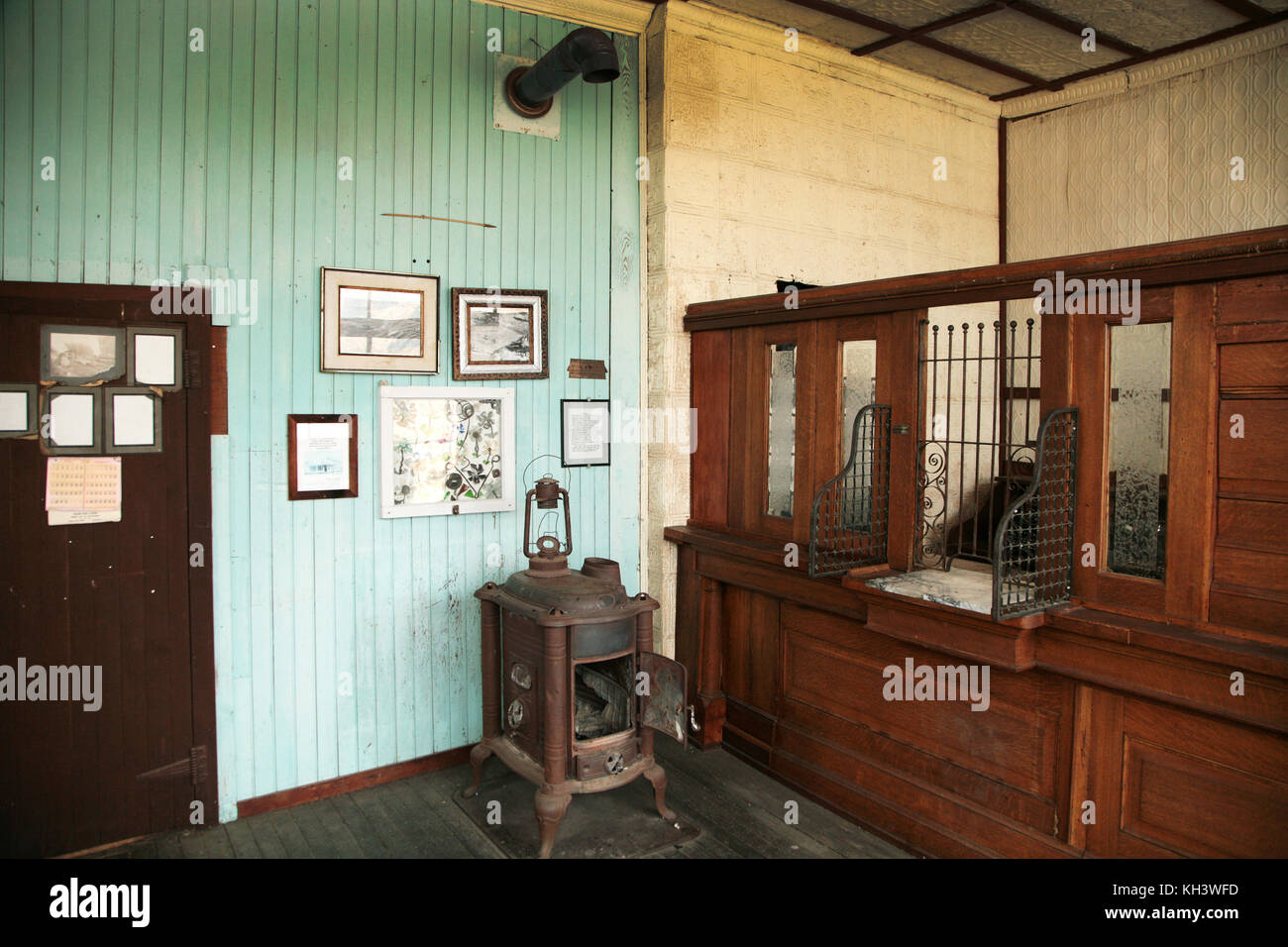 Old Molson Ghost Town in Washington State USA. landscapes and ...