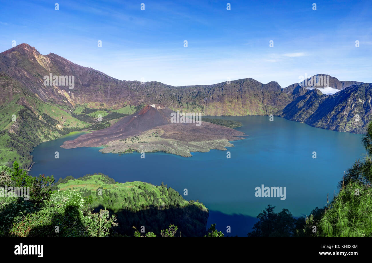 Volcano crater lake of Mount Rinjani Lombok Indonesia Stock Photo - Alamy