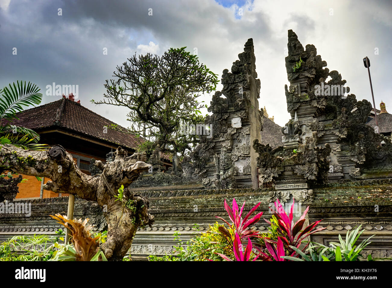 Hindu Temple in Ubud Bali Indonesia Stock Photo - Alamy