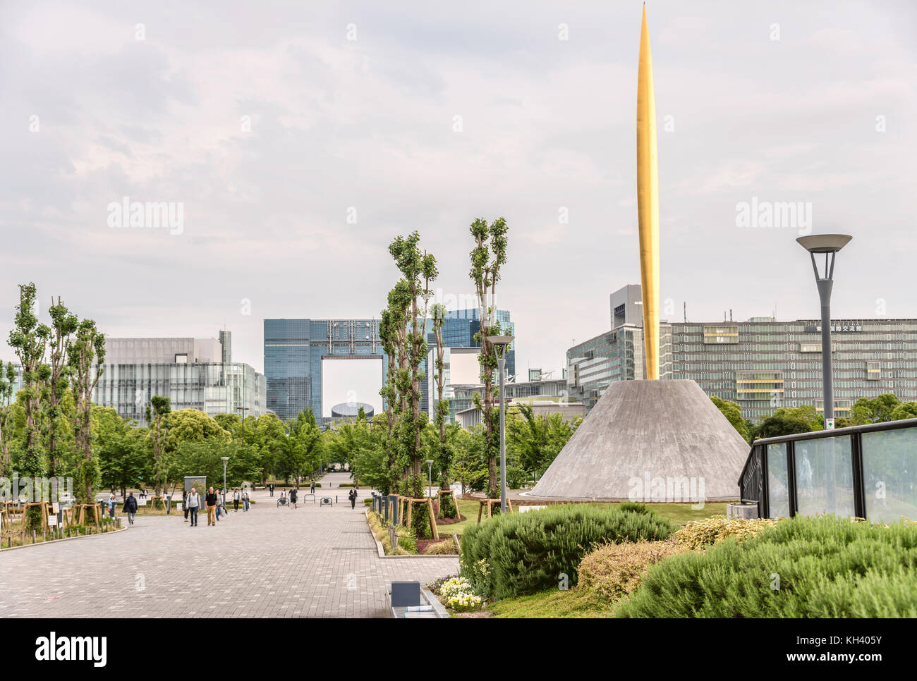 West promenade and Tokyo Teleport Center, Odaiba Area, Tokyo, Japan ...