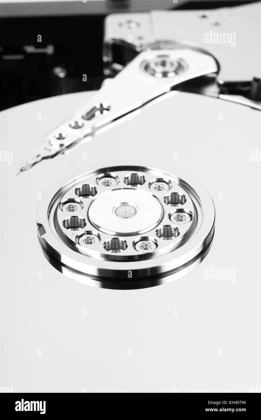 Inside hard drive cylinder and head macro Stock Photo - Alamy