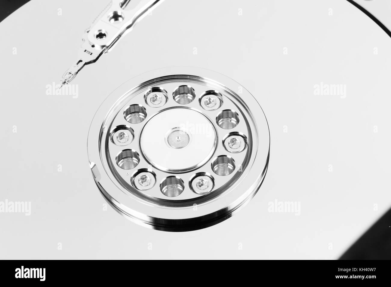 Inside hard drive cylinder and head macro Stock Photo - Alamy