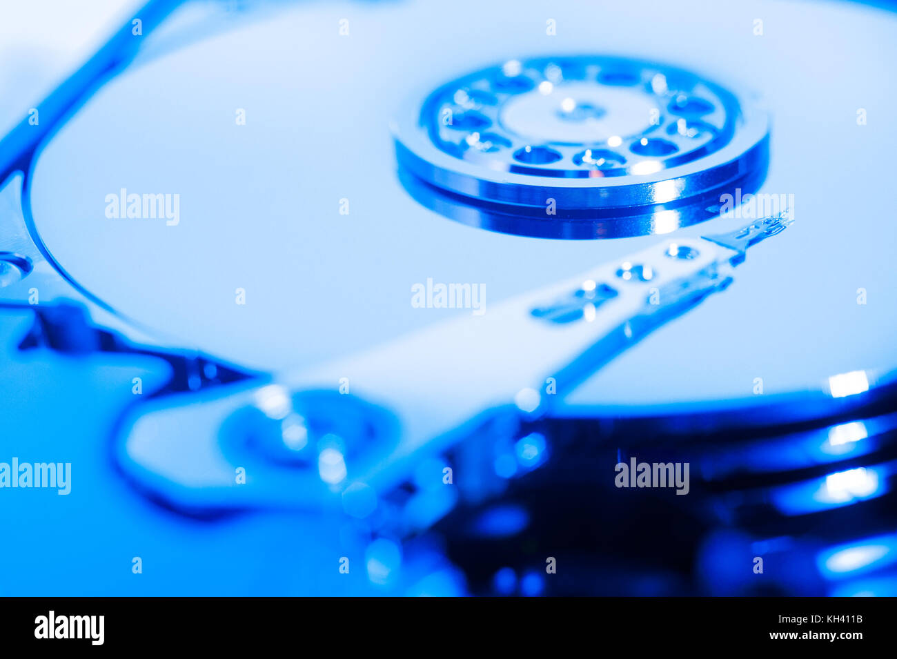 Inside hard drive cylinder and head macro Stock Photo - Alamy