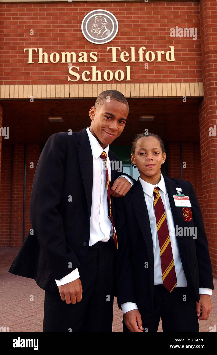 Elliott brothers hi-res stock photography and images - Alamy