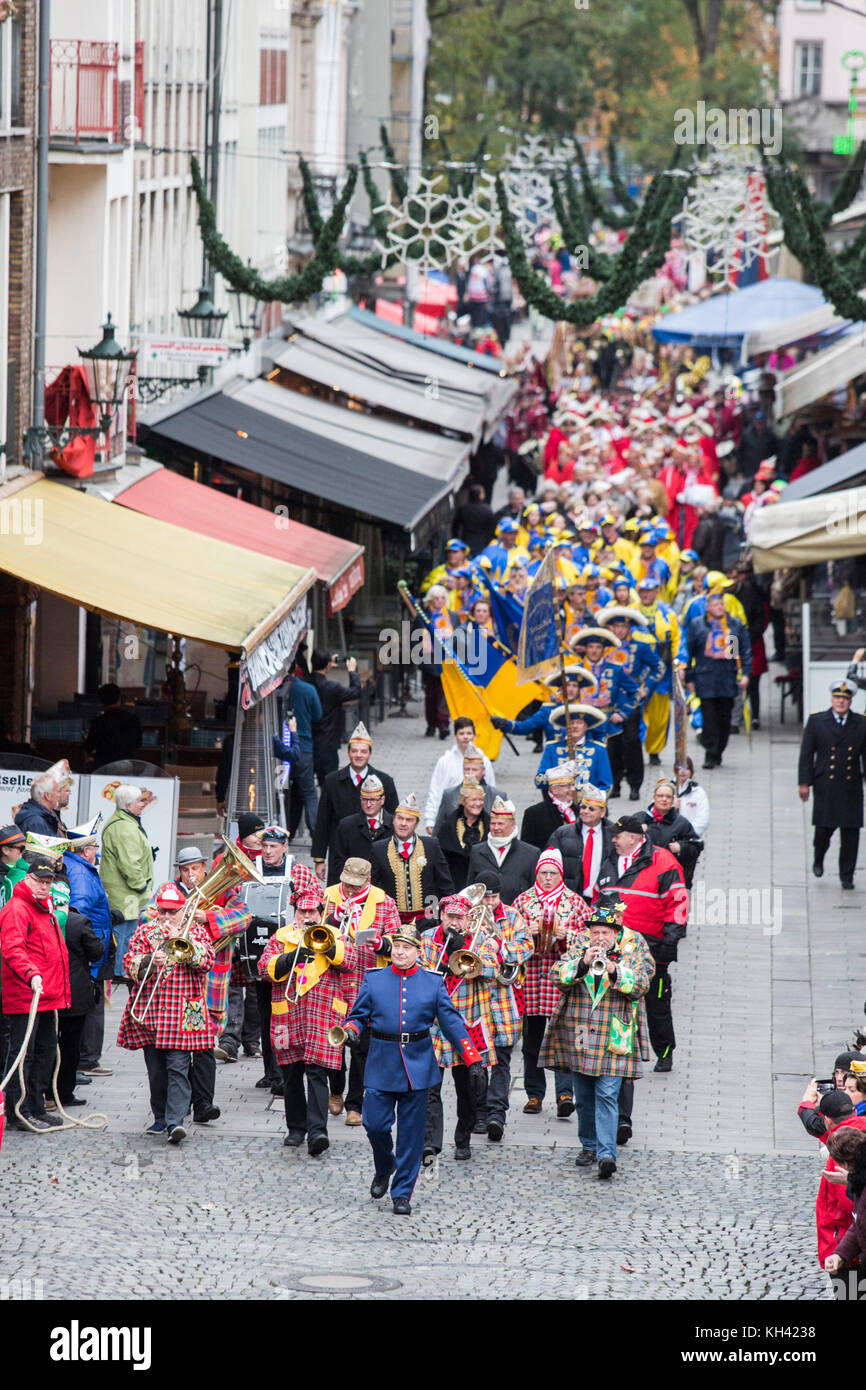 The German Carnival season traditionally begins with the Hoppeditz ...