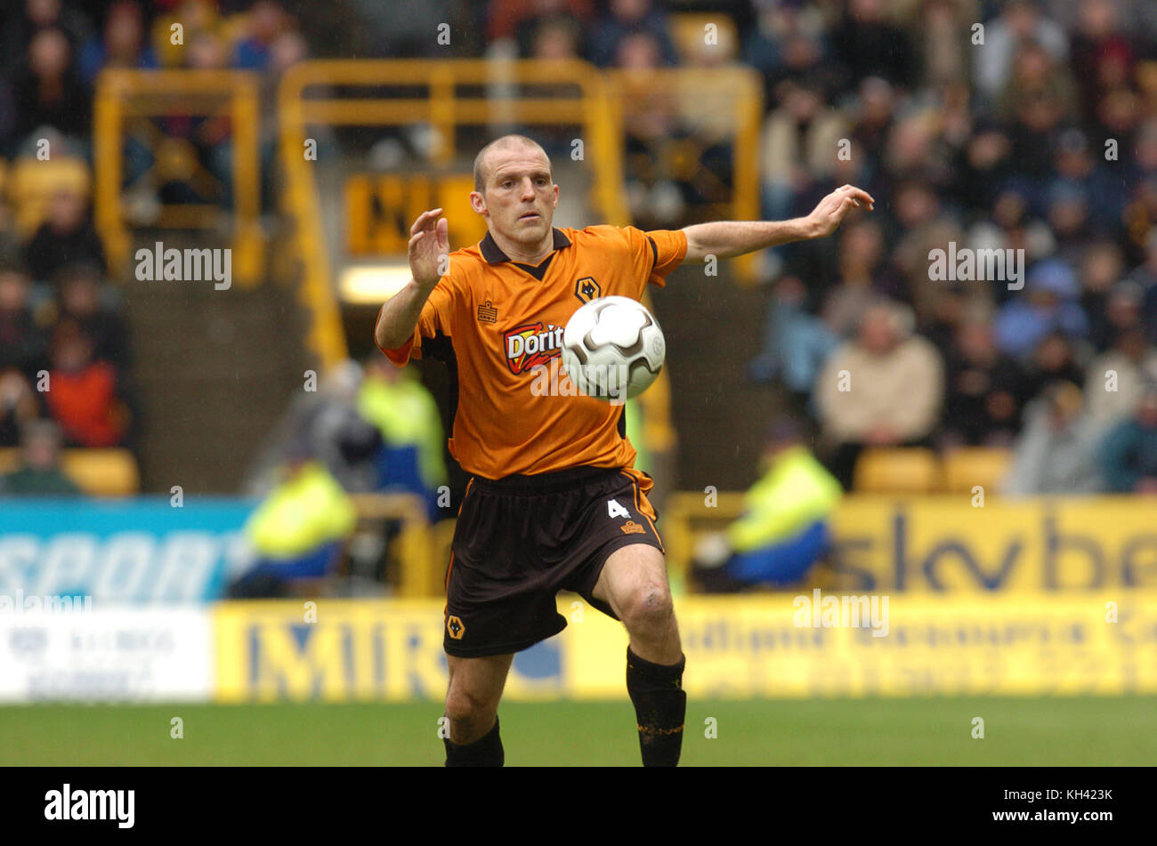 Football alex rae hi-res stock photography and images - Alamy