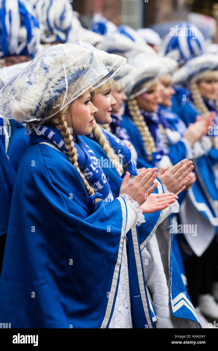 The German Carnival season traditionally begins with the Hoppeditz ...