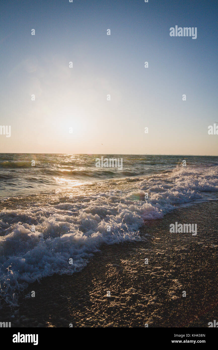 Beautiful sunset on the summer sea Stock Photo - Alamy