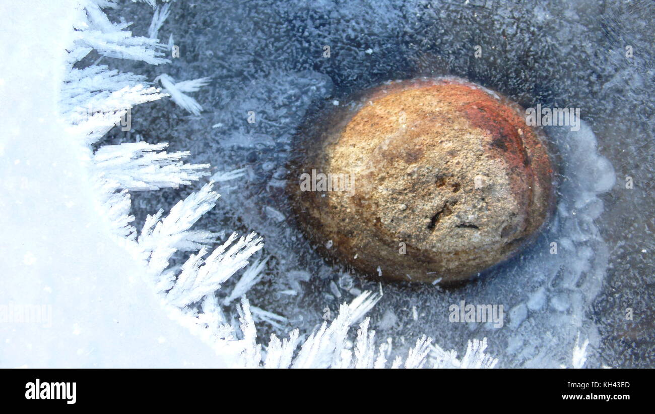 Zen stone frozen High Resolution Stock Photography and Images - Alamy
