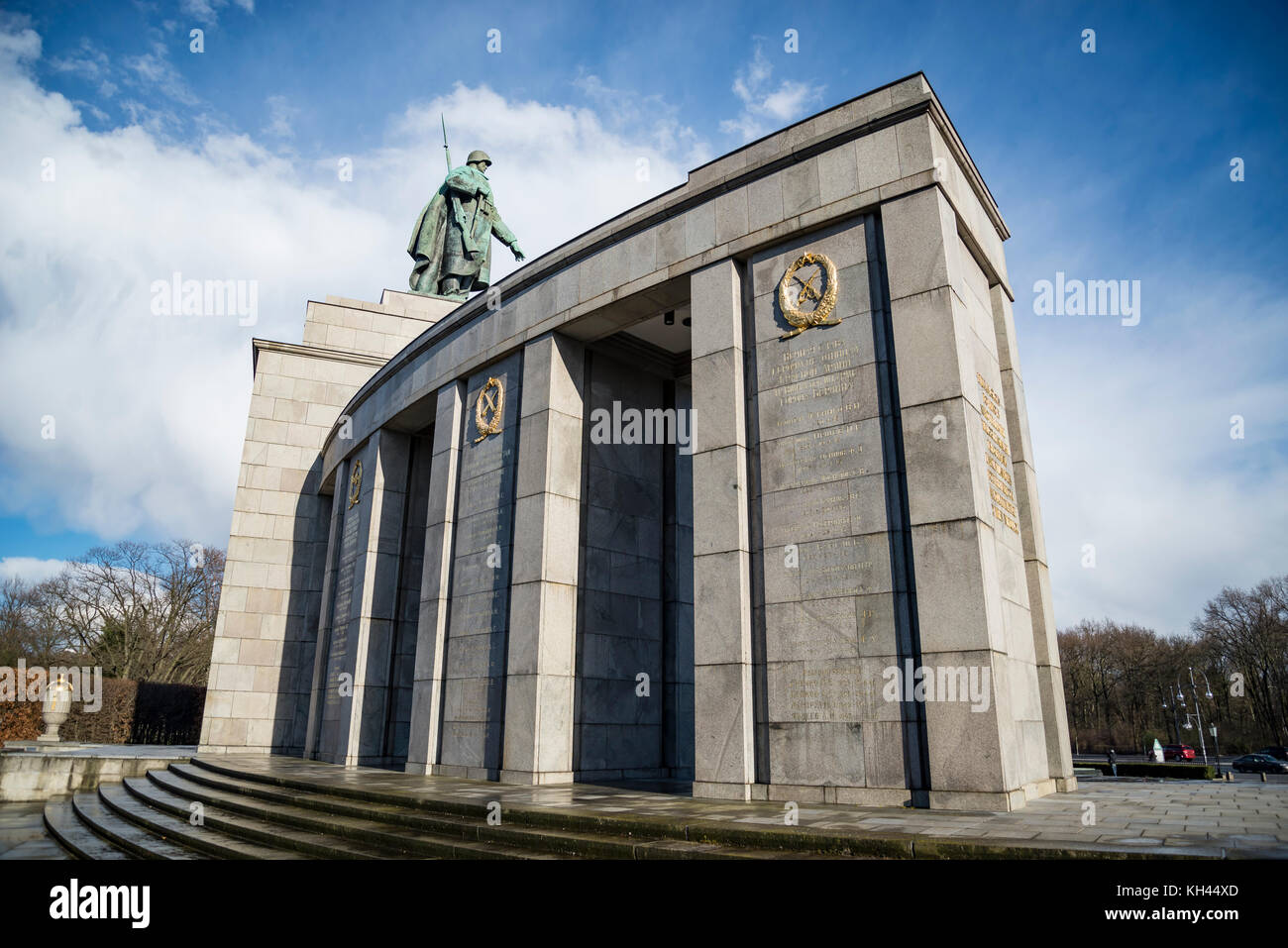 Soviet War Memorial in Berlin Stock Photo - Alamy