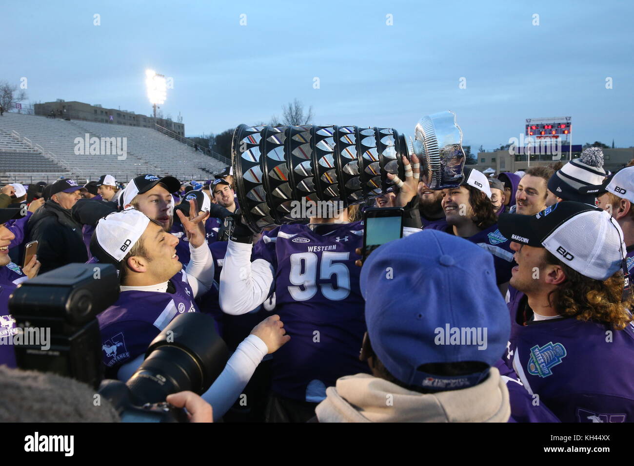 95 western hi-res stock photography and images - Alamy