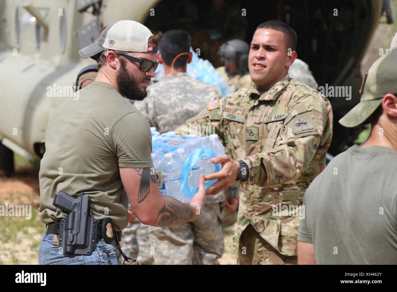 Soldiers from the 1st Armored Division Combat Aviation Brigade and ...
