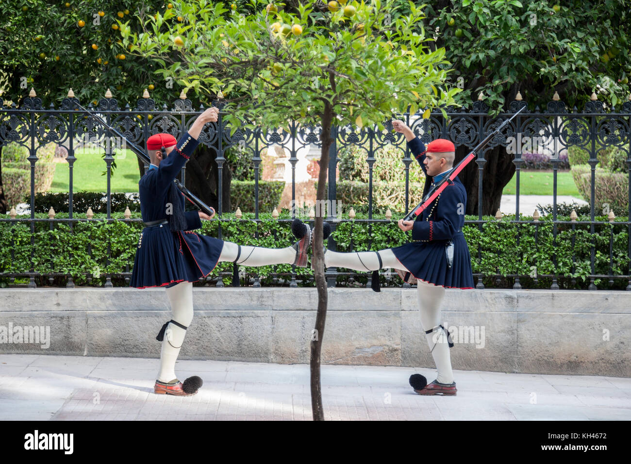 Greek army uniform hi-res stock photography and images - Alamy