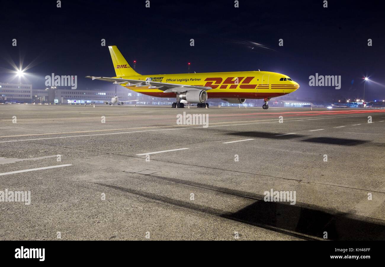 Cargo Plane at Night Stock Photo - Alamy