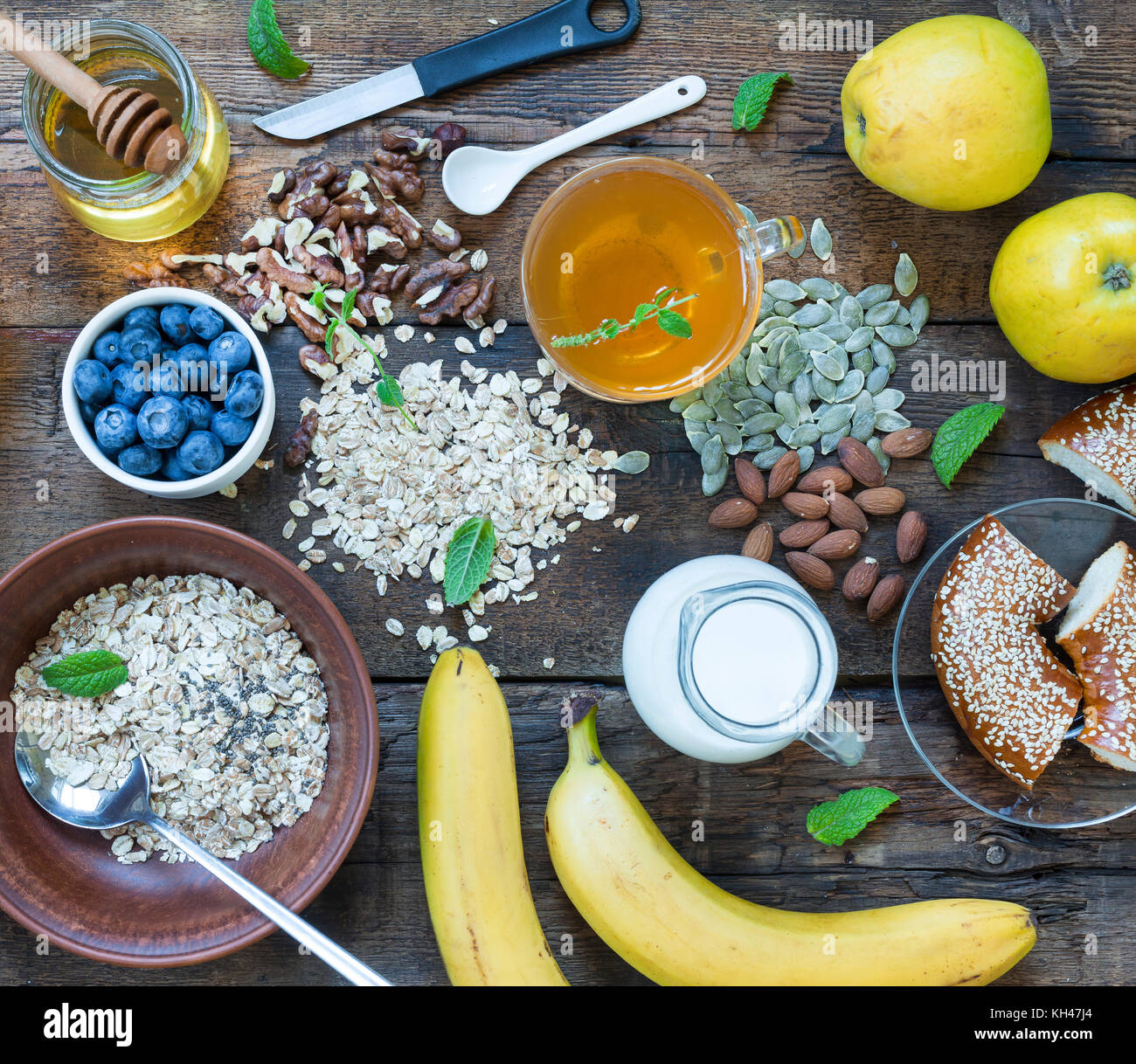 Concept: Healthy lifestyle. Healthy breakfast with fresh fruits, oat ...