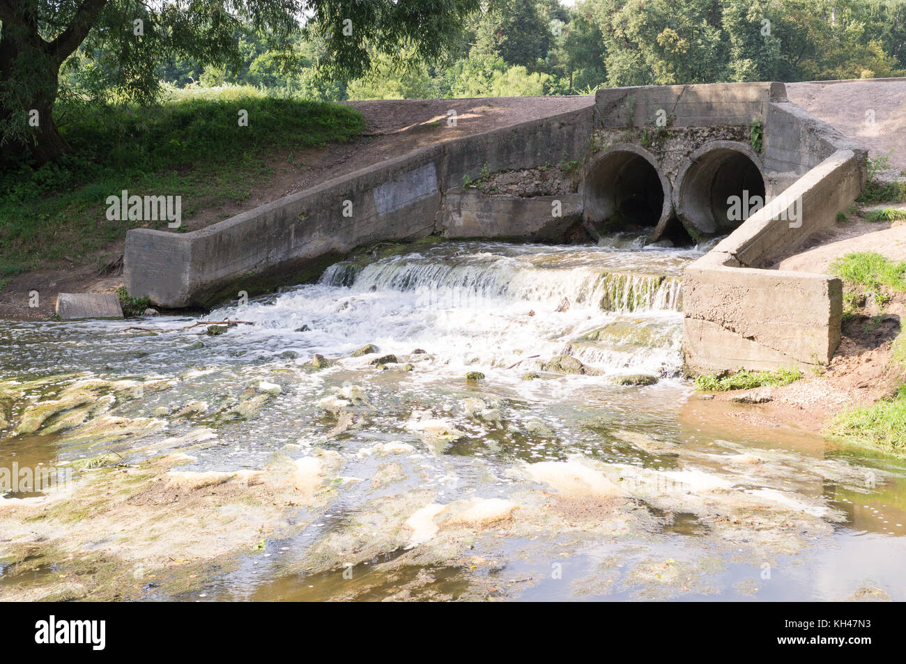 Small stone drainage canal hi-res stock photography and images - Alamy