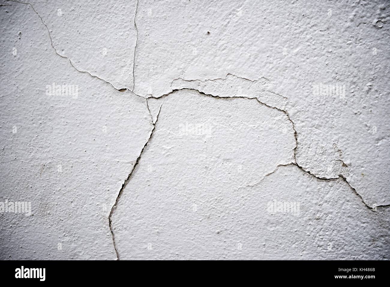 Cracked wall background in high resolution Stock Photo - Alamy