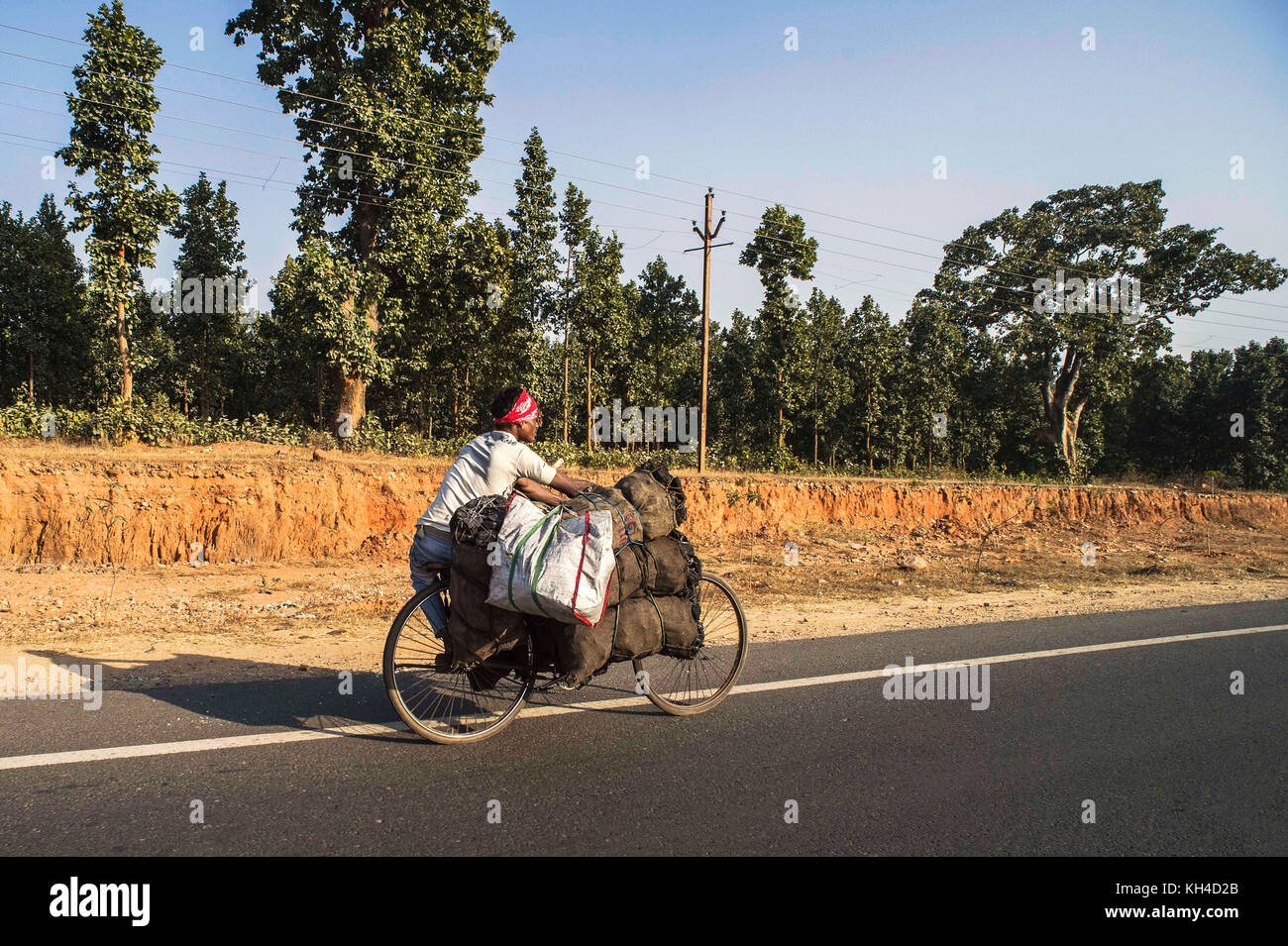Indian man with cycle hi-res stock photography and images - Alamy