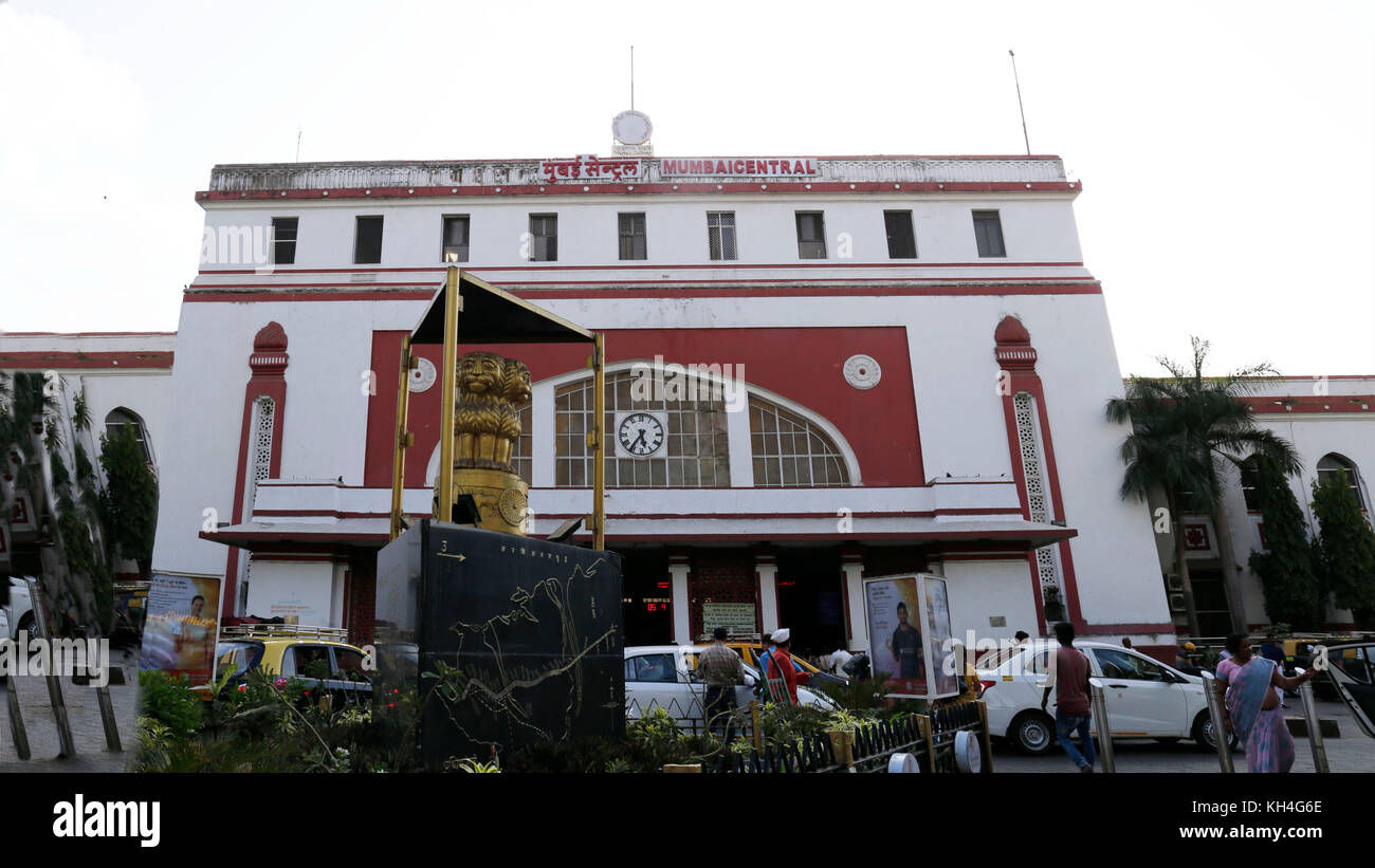 Mumbai central railway station, Mumbai, Maharashtra, India, Asia Stock ...